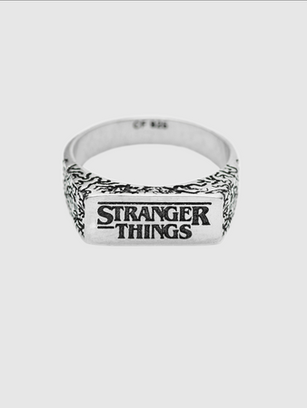 Stranger Things Logo Ring – Netflix Shop
